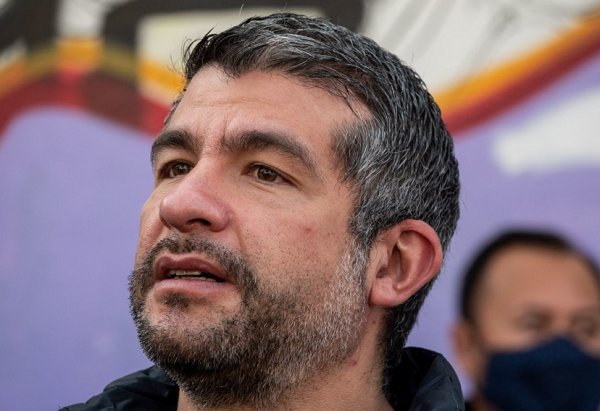 Vecinos de Pensil gritan Fuera, Fuera al alcalde Mauricio Tabe ... Vecinos de Pensil gritan Fuera, Fuera al alcalde Mauricio Tabe ...